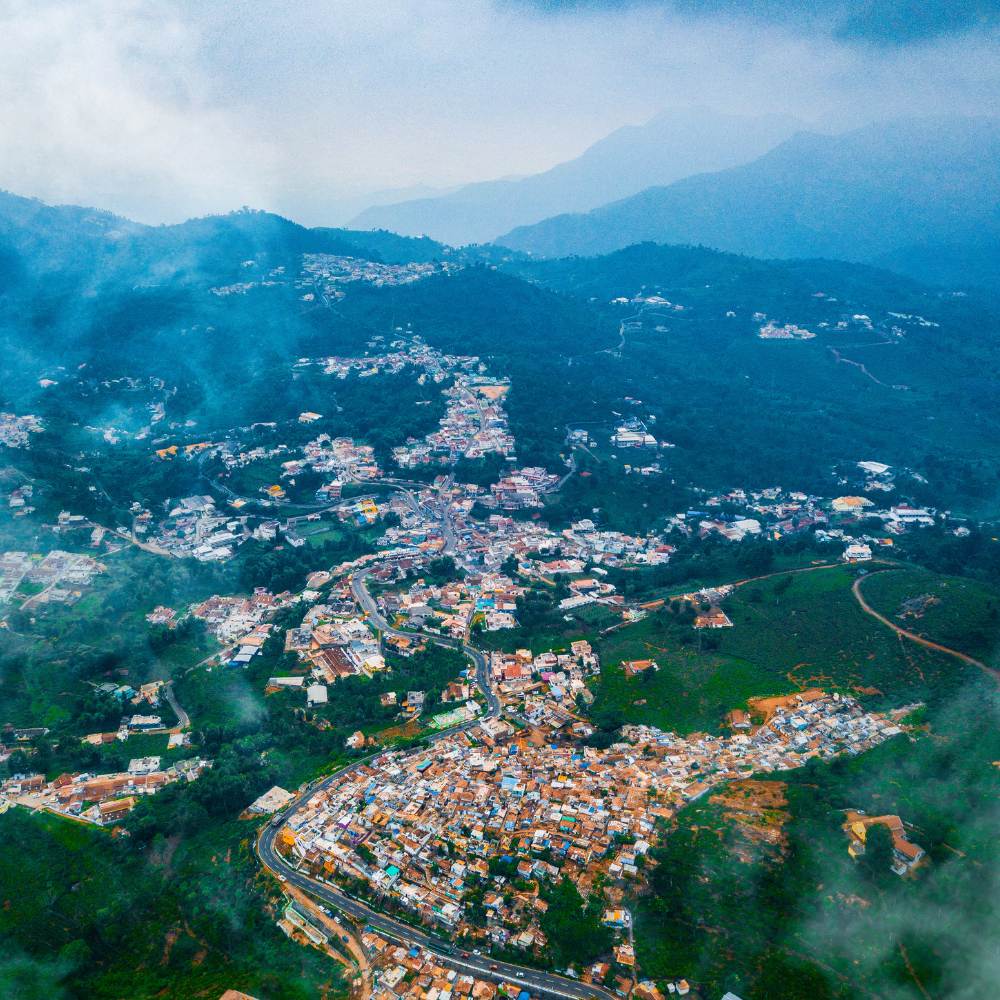 Top 10 Tourist Places in Ooty for a Scenic Holiday