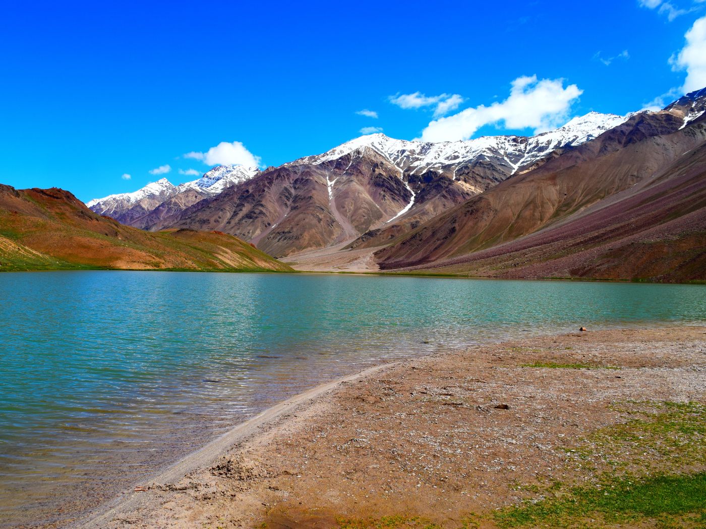 Chandratal Lake - Tourist Attractions and Chandratal Lake Tour Package