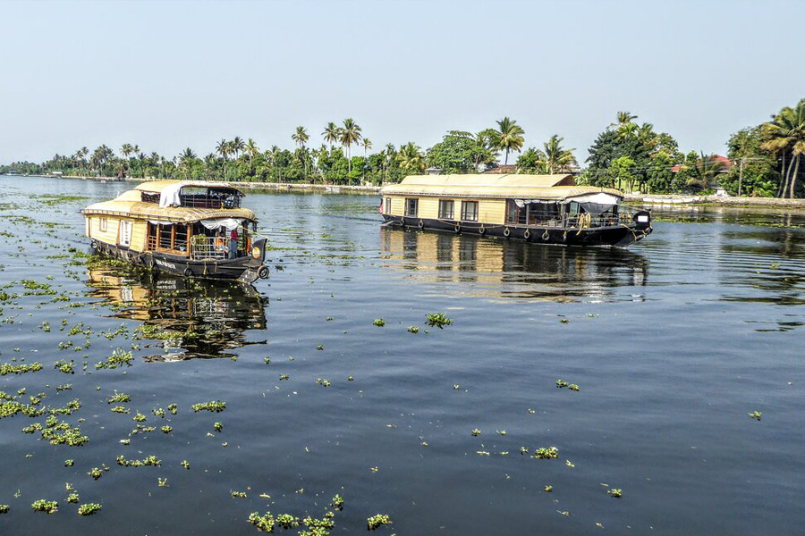 32 Days Private Tour of South and North India